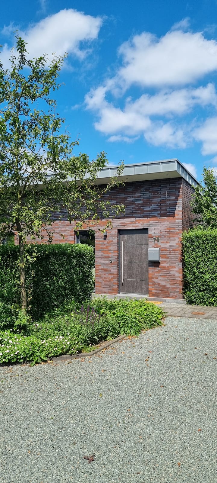 Modernes Haus Für 2 Familien (4 Erw. + 4 Kinder) - Straelen