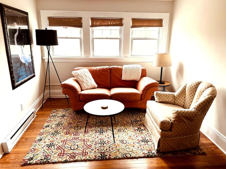 Cleveland Clinic, 7 Minutes From: Rex3 - Cleveland Heights, OH