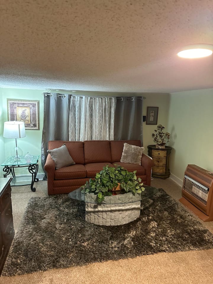 Lodge Cozy & Comfortable In The Heart🤍 Of History - Montgomery, AL