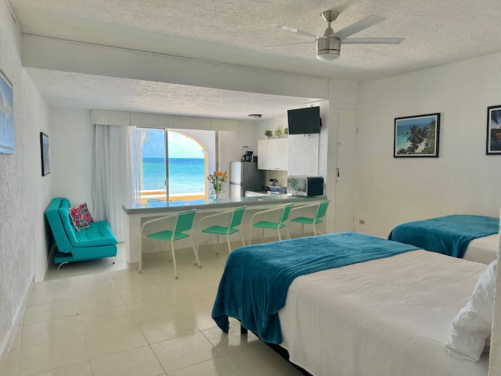 Ocean Front Condominium - カンクン
