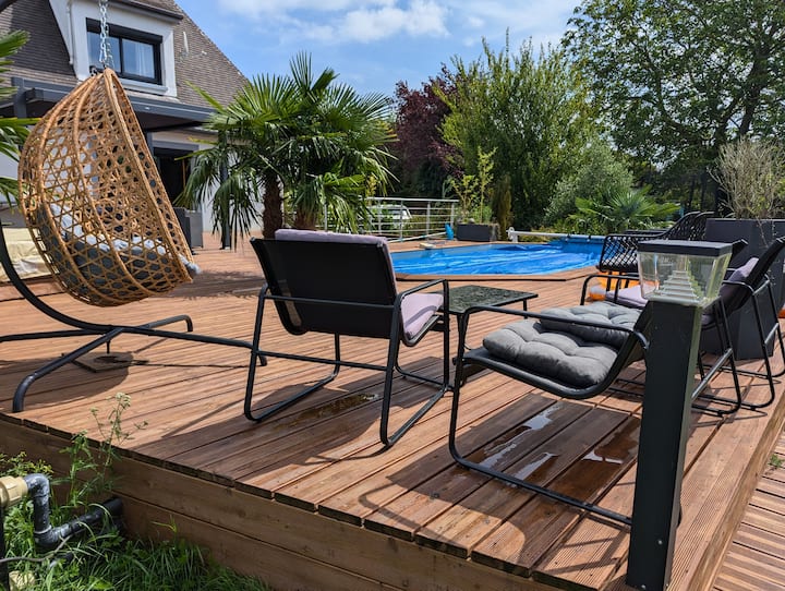 Villa Joly Avec Piscine - Jacuzzi Et 8 Chambres - Cléon
