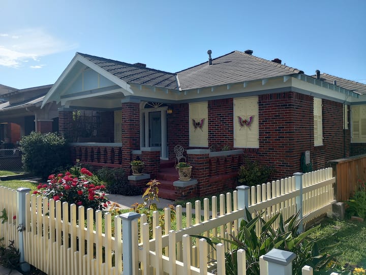 Charming 1924 Craftsman Style Cottage Adjacent To The Garten Verein - Galveston