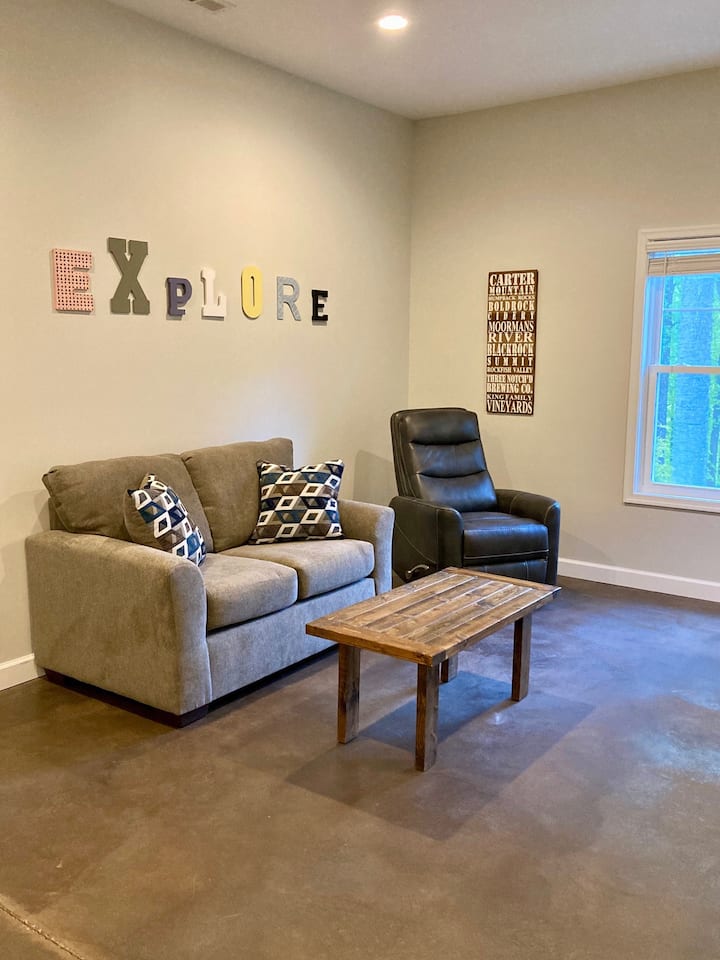 Spacious Guest Suite - Scenic Views - Charlottesville, VA