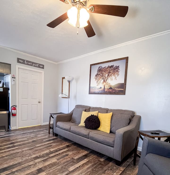 Bourbon Oak Hideaway 2 - Bardstown, KY