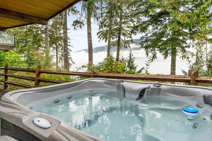 Seaside Haven -Hot Tub With Oceanfront View - Vancouver Island