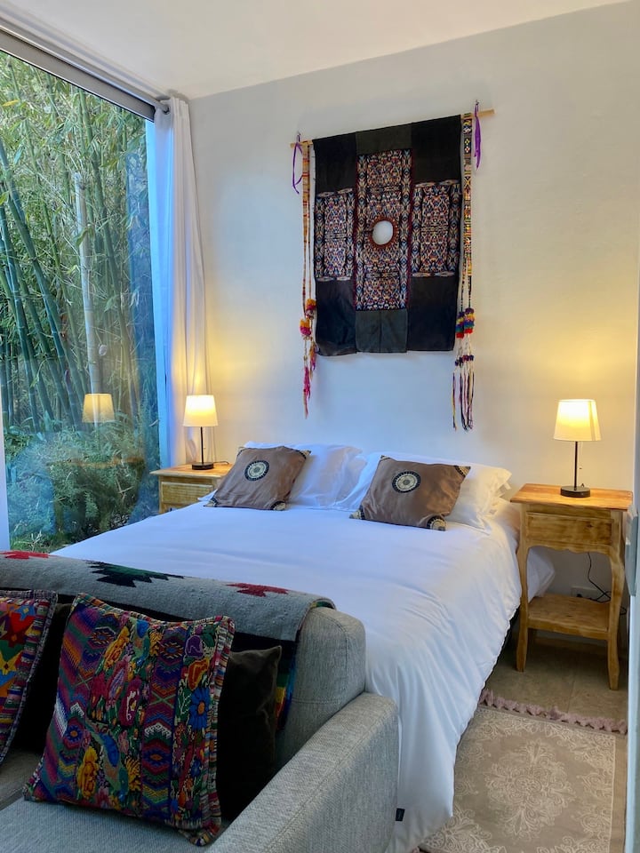 Casita Zen Garden, Stunning Studio, Walk To All! - San Miguel de Allende