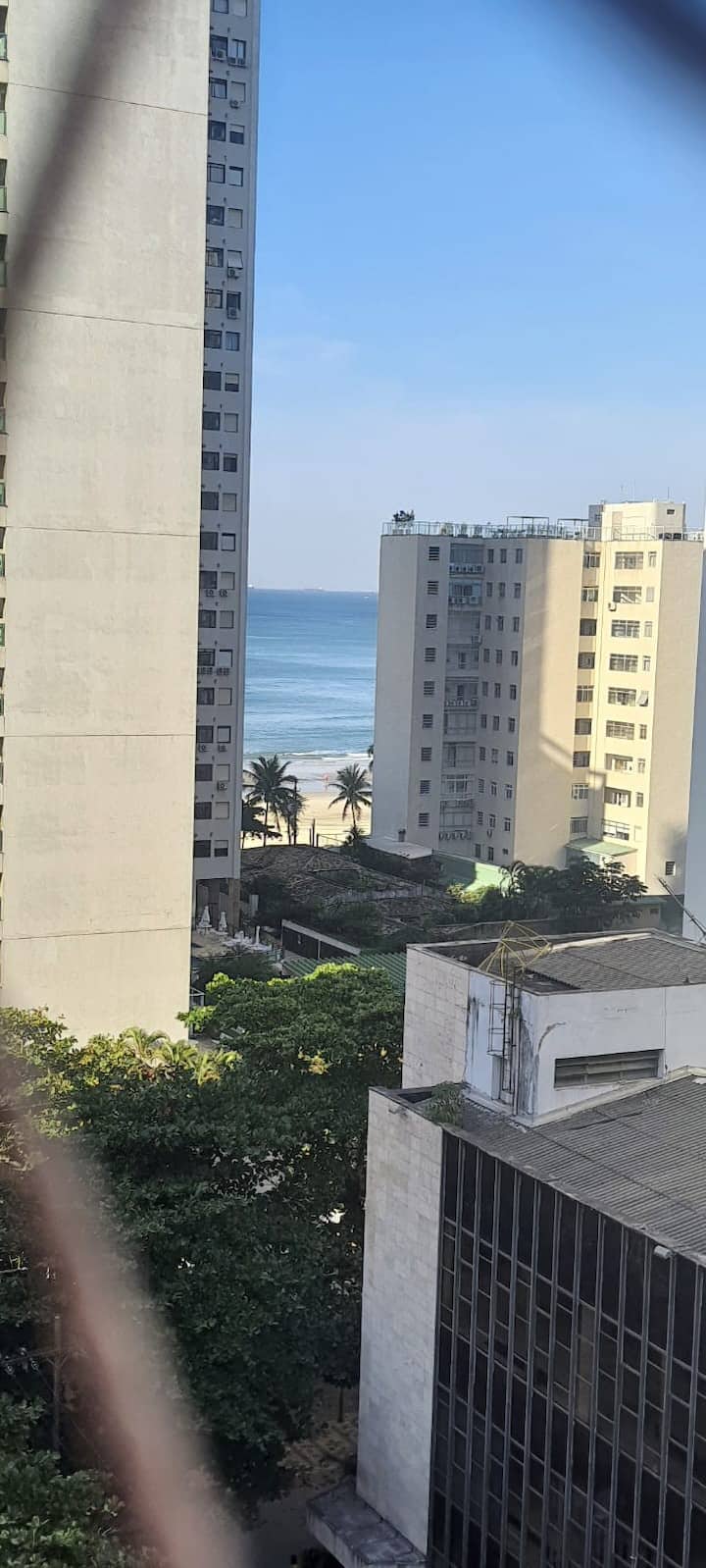 Apto No Guarujá (Praia Pitangueiras) - Guarujá