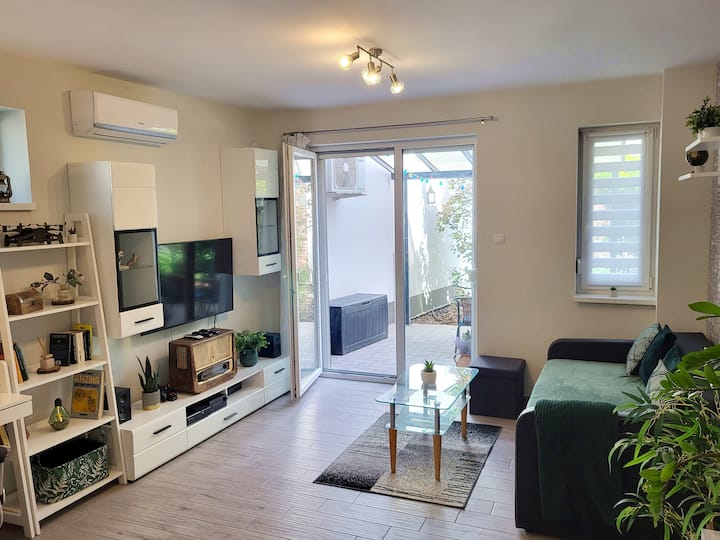 Szeged Földszinti Teraszos Lakás Belvároshoz Közel - Szeged