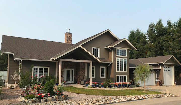 Shuswap Guest Suite In Blind Bay Resort Area - Blind Bay