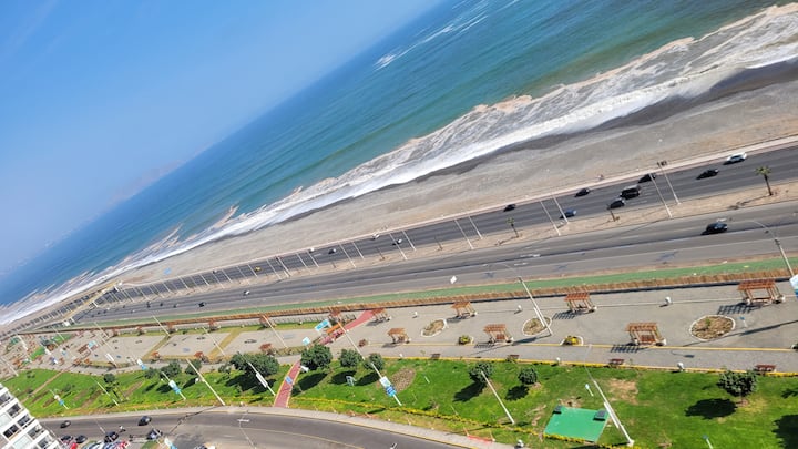Departamento Con Vista Al Mar De 3 Habitaciones. - Callao