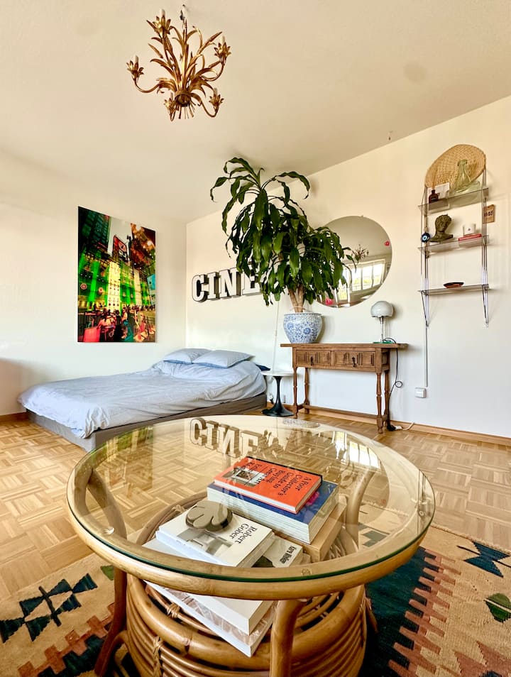 A Design Space In The Heart Of The City. - Bâle