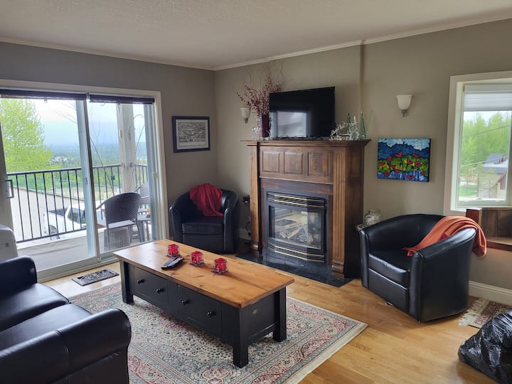 A Dream Ski In/out Condo With Shared Hottub - Kimberley