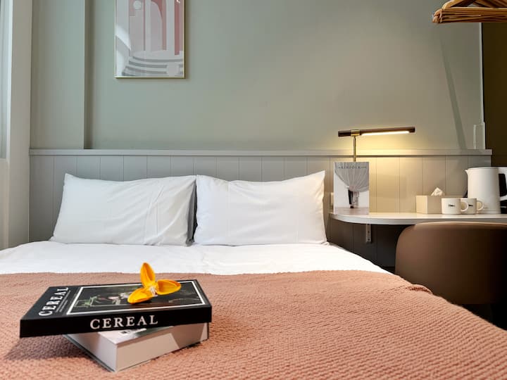 3 Mins To Mrt｜private Bath｜near Tpe Station｜k31 - Taipei