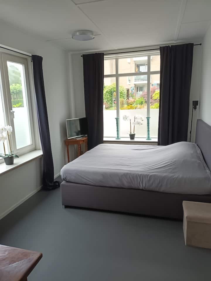 Studio In Het Centrum Van Voorschoten
Barrelzz 1 - Wassenaar