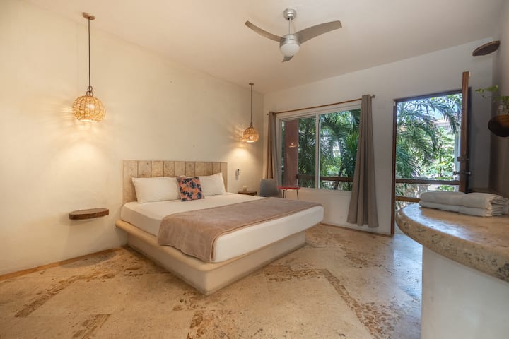 Jungle Room On 5th Ave B03 - Playa del Carmen