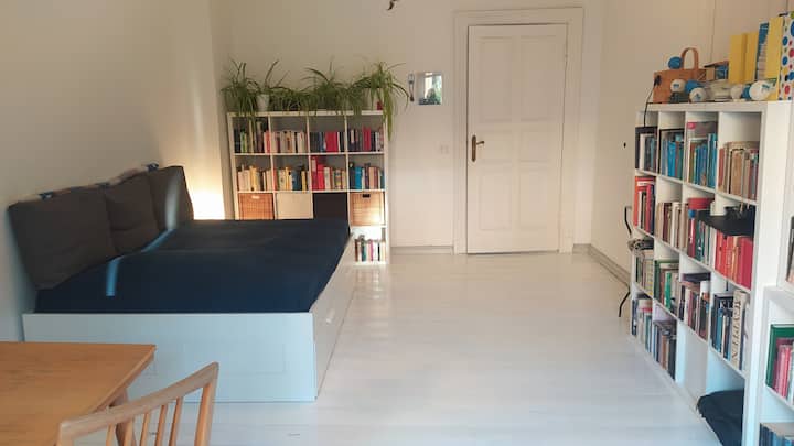 Schönes, Ruhiges Und Helles  Zimmer - Berlin