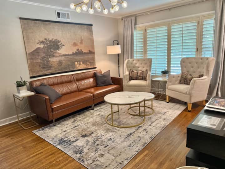Heart Of Mid Town Stunning/updated/
Great Access - Tulsa, OK