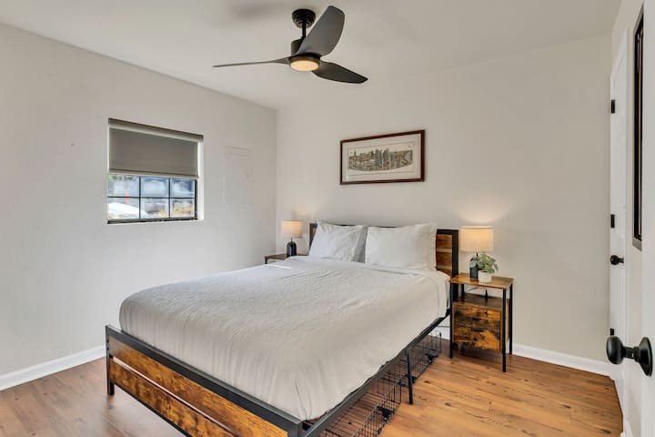 2 Bdrm 1 Bath • Sleeps 6 • 1 Mile From Broadway! - 納什維爾