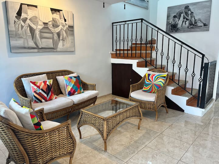 Casa Montse, Espaciosa En El Norte Ideal Familias - Mérida