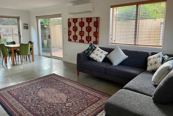 Pottsville Beach Pad On Elanora Ave - Pottsville