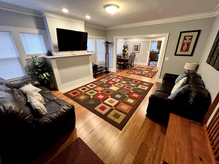 Spacious Minneapolis Haven - Minneapolis, MN