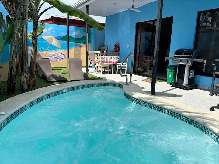 Beautiful Home Jaco Center 2 Blocks To The Beach - Jaco