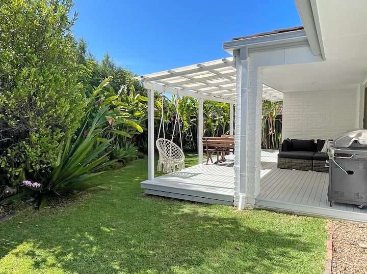 Airy Family Home In Noosa For Your Holiday Season - Noosaville