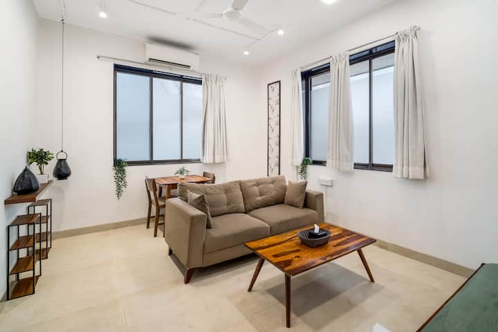 Earthy: Large 1 Bhk In Gated Society - Mumbai