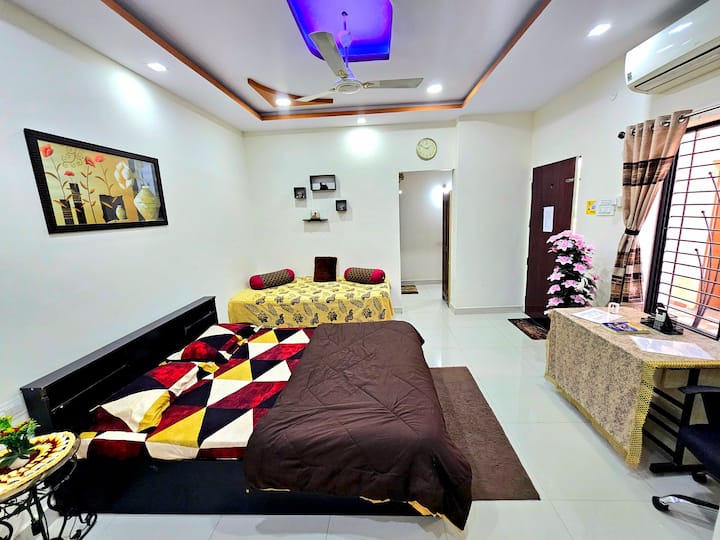 Luxury Ac Studio With Private Entrance! - Nagpur
