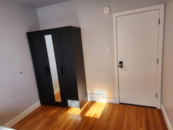 Sunrise Suite - Calgary