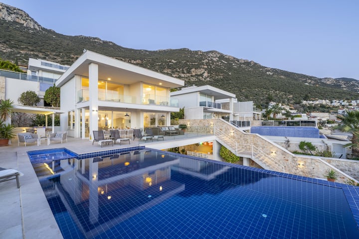 Luxury 4 Bed Kalkan Villa, Infinity Pool & Jacuzzi - Калкан