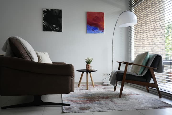 Moderne Wohnung Mit Xl-küche, 2-zimmer Und Balkon - Münster