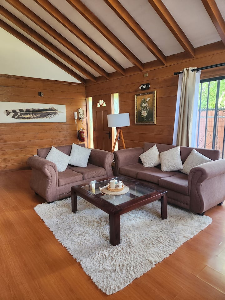 Piscina/tvcable/wifi/parking/parrilla/sala Juegos - Pucon
