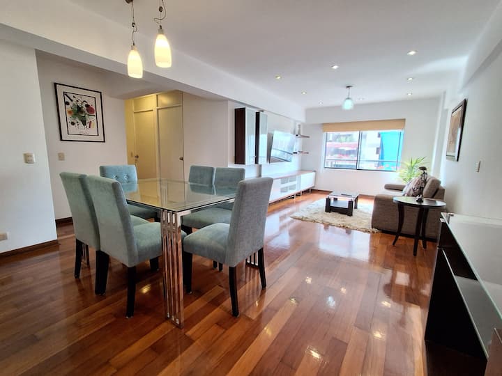 3bd|3bth Cozy Close To Park + Parking + Views - Lima