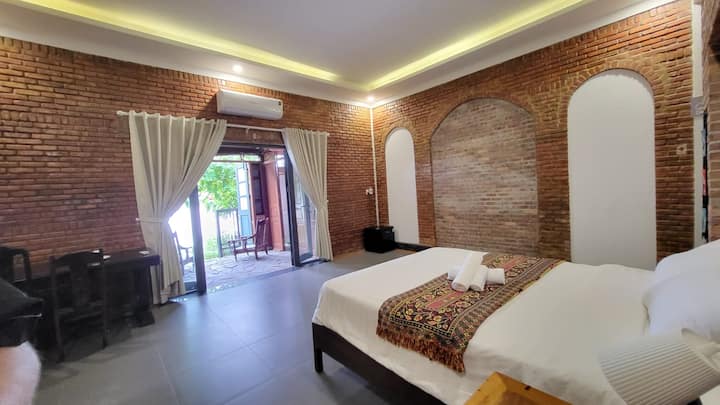 Studio Riverside Garden With Antique Decor - 會安市