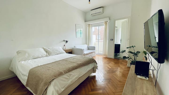 Great And Luminous Apartment In Recoleta - Buenos Aires