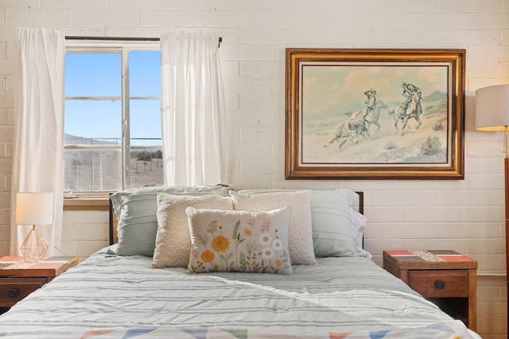 Joshua Tree Gem - Old Dale Ranch Desert Retreat - Joshua Tree National Park