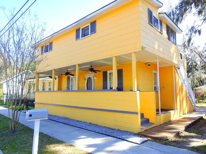 S-4 Low-country Craftsman In The Historic District - Beaufort, SC