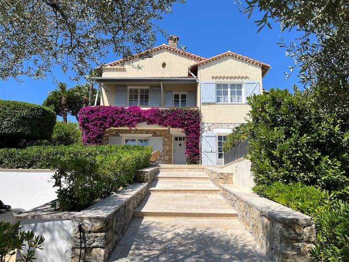 Jdv Holidays Villa Aubrieta, Within Walk To Town - Antibes