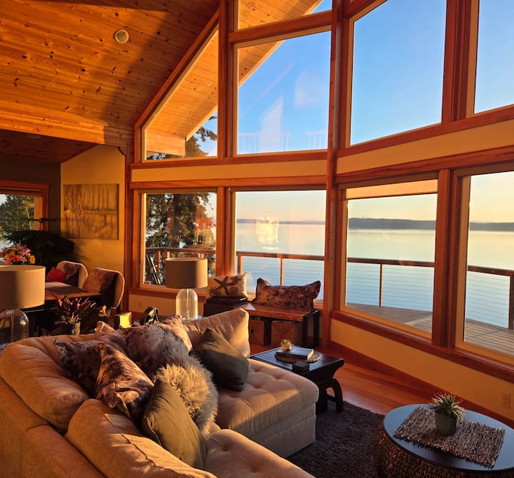 Luxurious Beach House At Paradise Bay - Port Ludlow, WA