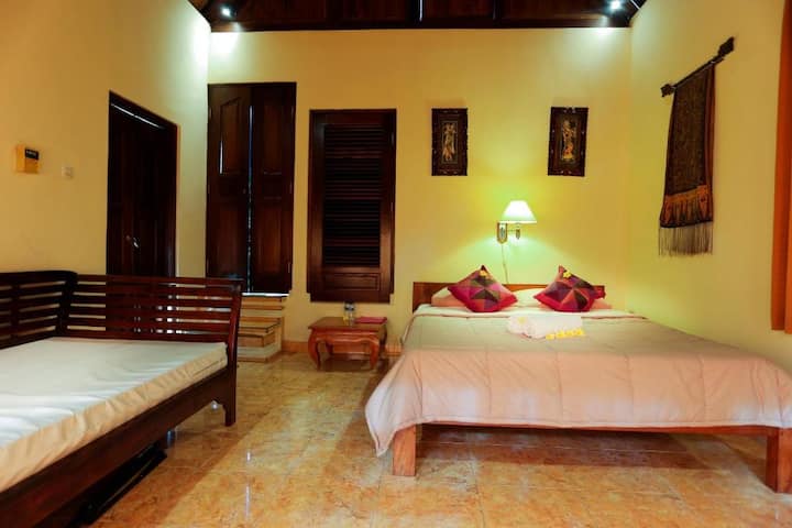 Hot Deal!1br Authentic Lodge In The Centre Of Ubud - Bali