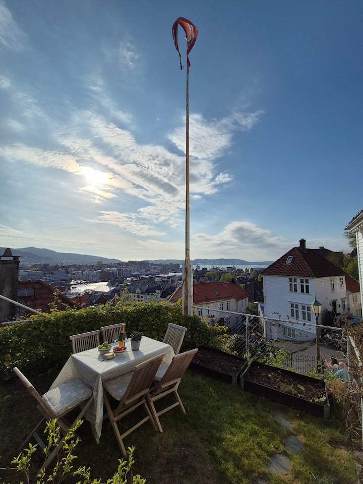2 Bedroom Apt With Private Garden And Amazing View - 베르겐