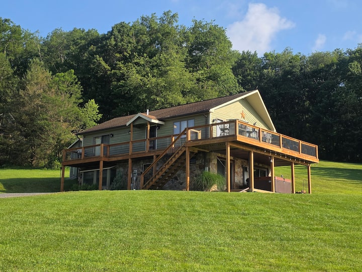 Happy Our Retreat. Amazing Lake/mtn Views! - Deep Creek Lake, MD