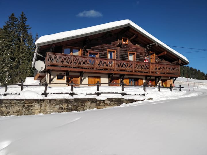 Appt Dans Confortable Chalet, Agréable Ressourçant - Lac de la Girotte