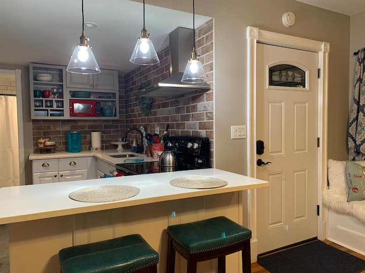 Silver Lake House, Hop, Skip, Jump From Manhattan - Staten Island