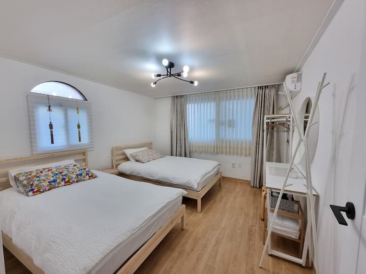 201홍대역 5번출구1~2분거리 2rooms 3beds 공항철도 - Seoul