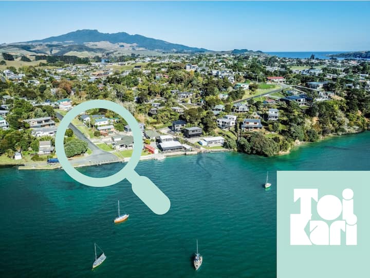 Newly Relisted! Unique Relaxing Zen Harbour Studio - Raglan