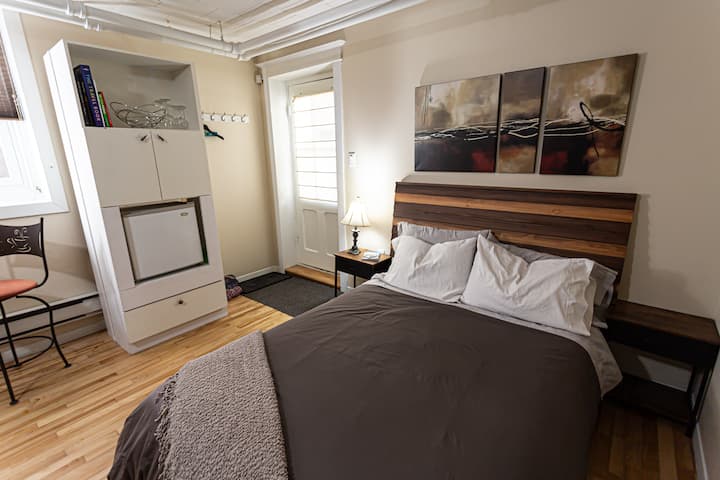 Studio éQuipé, Parking Facile- Rue Prestigieuse - Quebec City