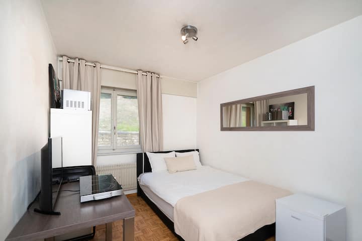 Chambre Toute éQuipée à Crans-montana - Crans-Montana