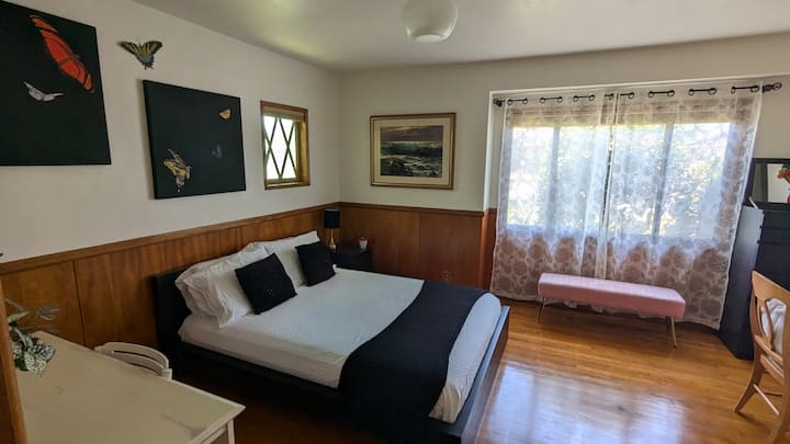 Downey Home - Butterfly Room - Downey, CA